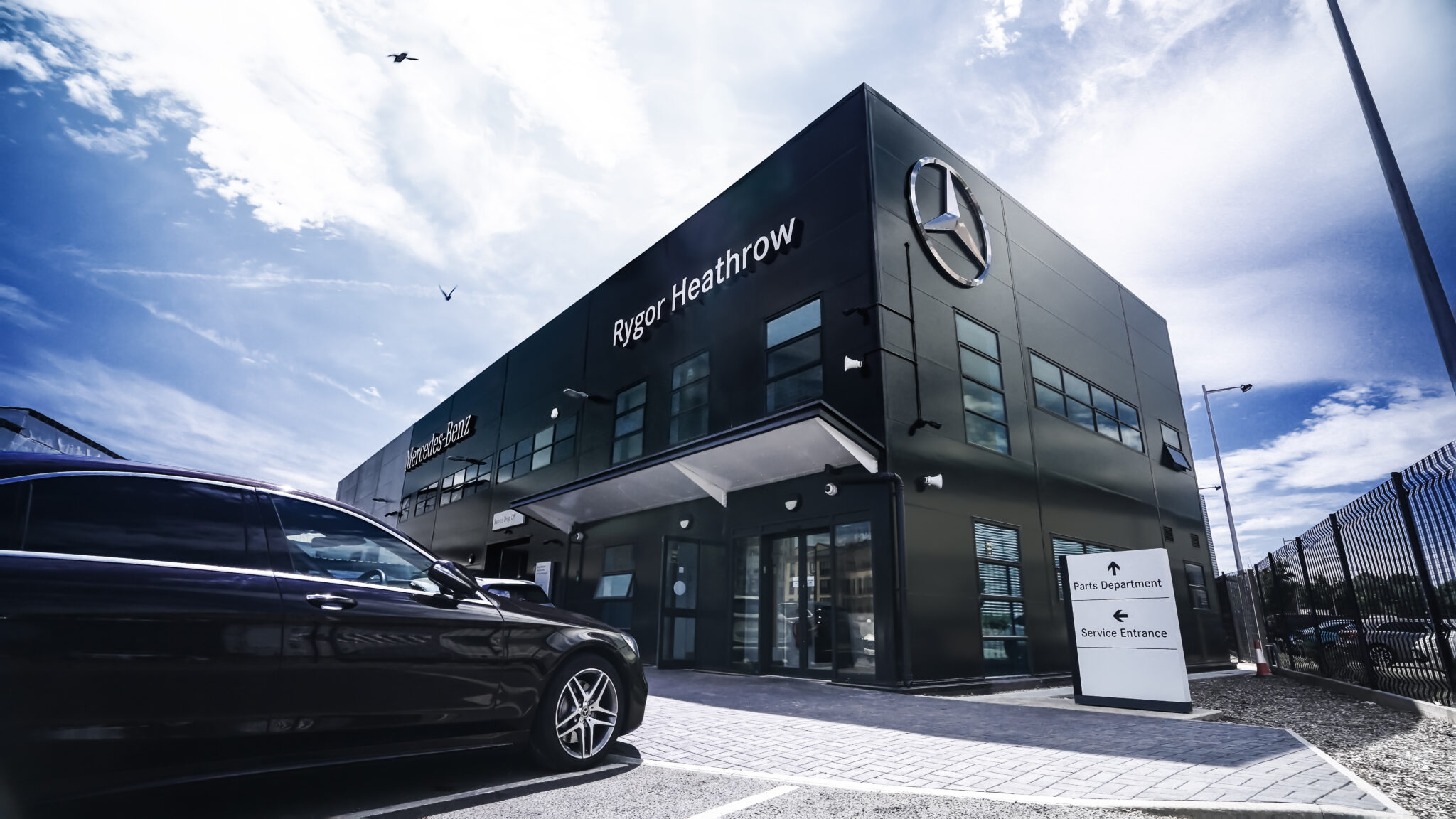 Rygor Heathrow Mercedes-Benz Passenger Car Aftersales Site Marks One ...